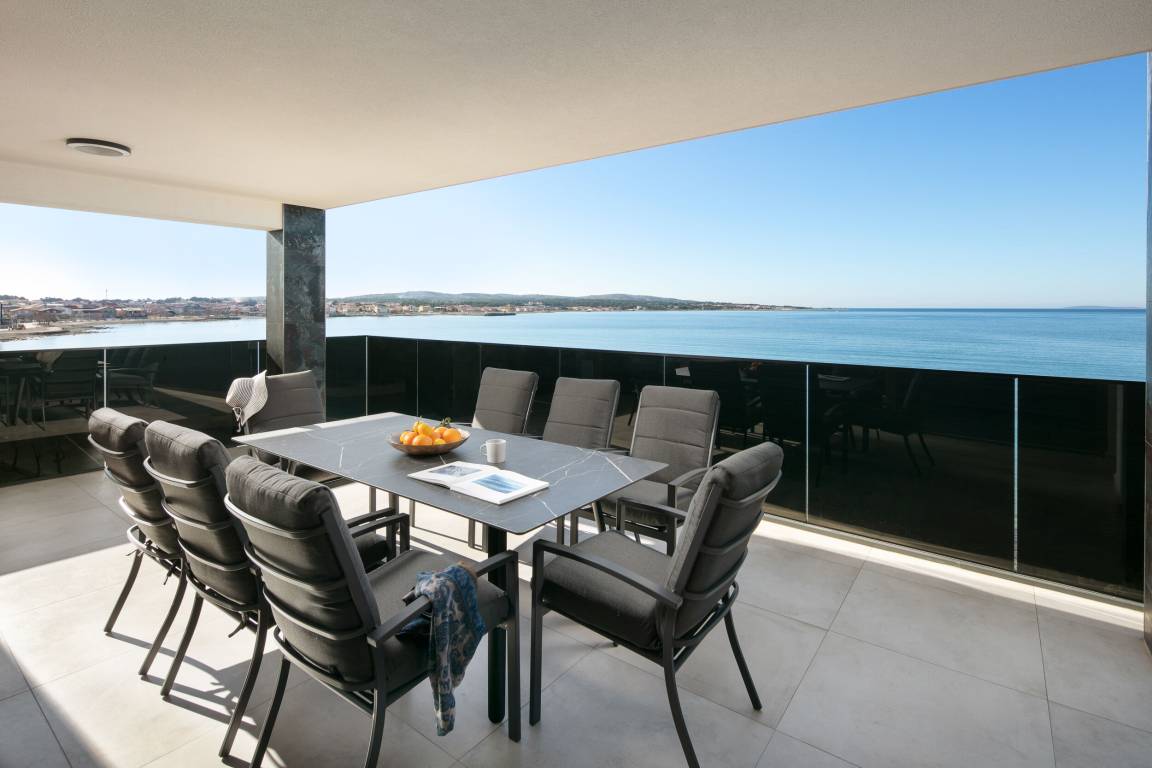 155 M² Apartment ∙ 4 Bedrooms ∙ 8 Guests - Vir
