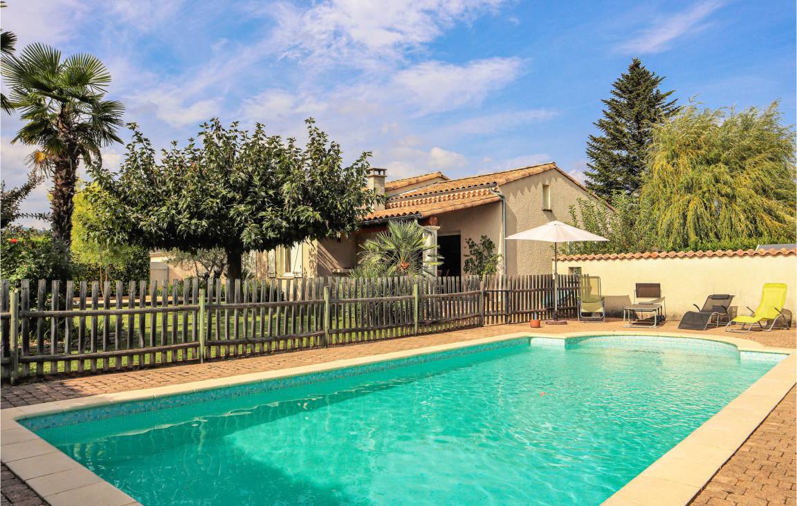 110 M² House ∙ 3 Bedrooms ∙ 6 Guests - Montélimar
