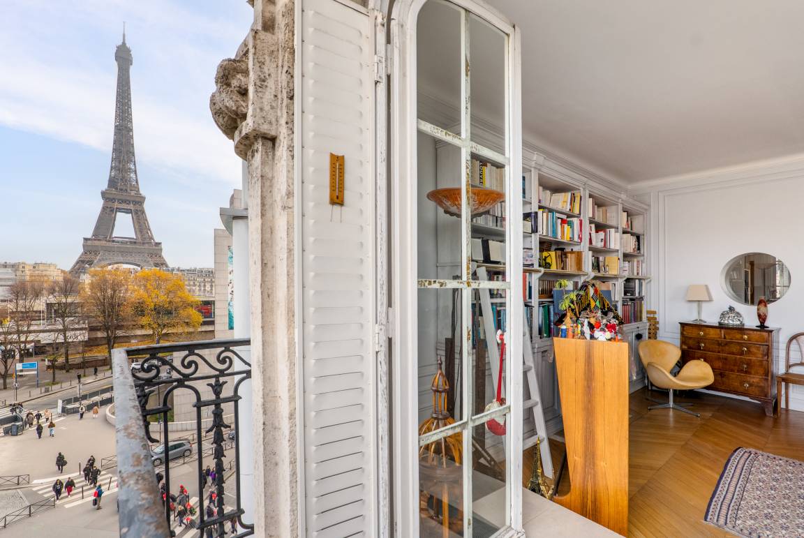 115 M² Apartment ∙ 2 Bedrooms ∙ 4 Guests - Eiffel Tower