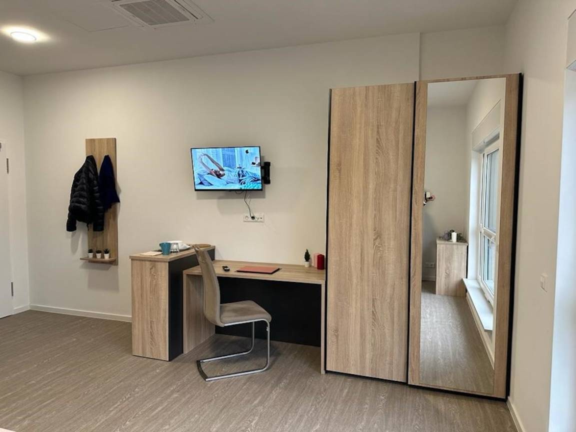 51 M² Ferienwohnung ∙ 2 Gäste - Neuss