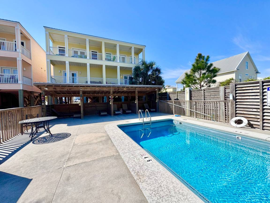 153 M² House ∙ 3 Bedrooms ∙ 12 Guests - Alabama