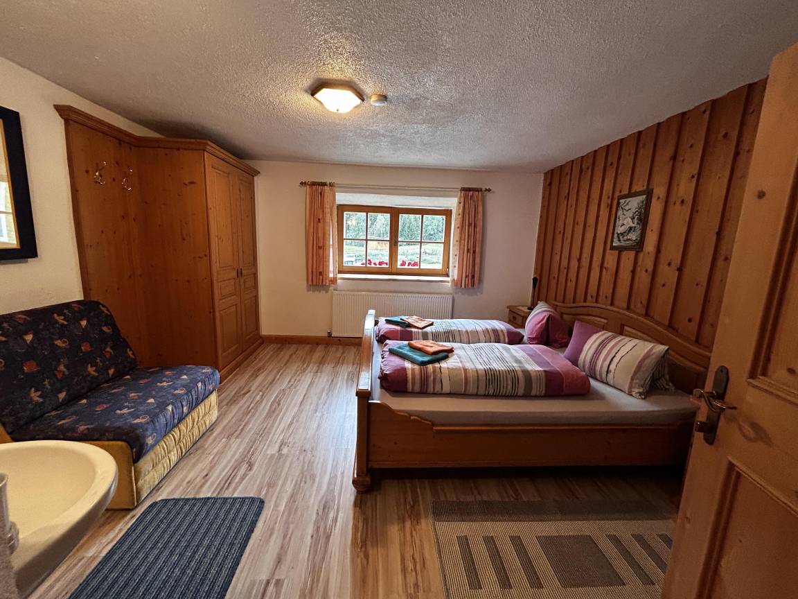 Hotel ∙ 2 Bedrooms ∙ 7 Guests - Landeck