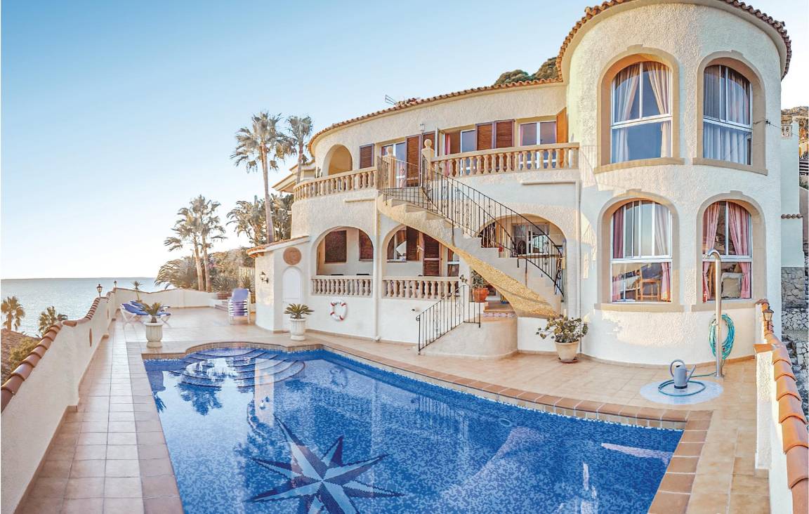 318 M² Maison De Vacances ∙ 6 Chambres ∙ 16 Personnes - Calp
