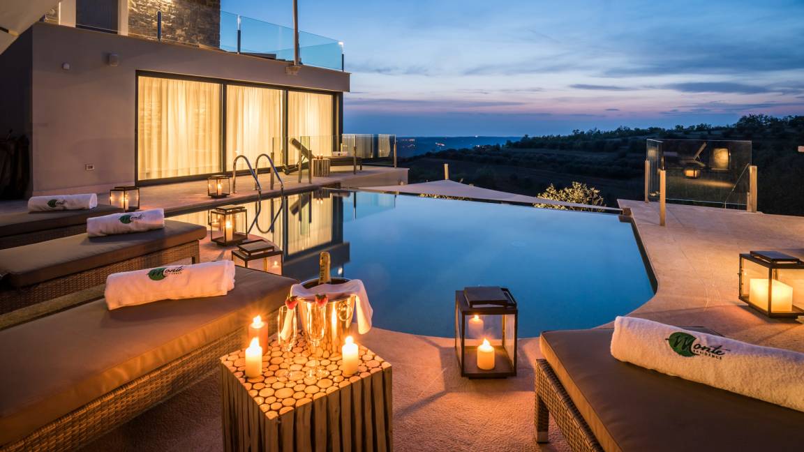 450 M² Villa ∙ 4 Habitaciones ∙ 8 Huéspedes - Koper