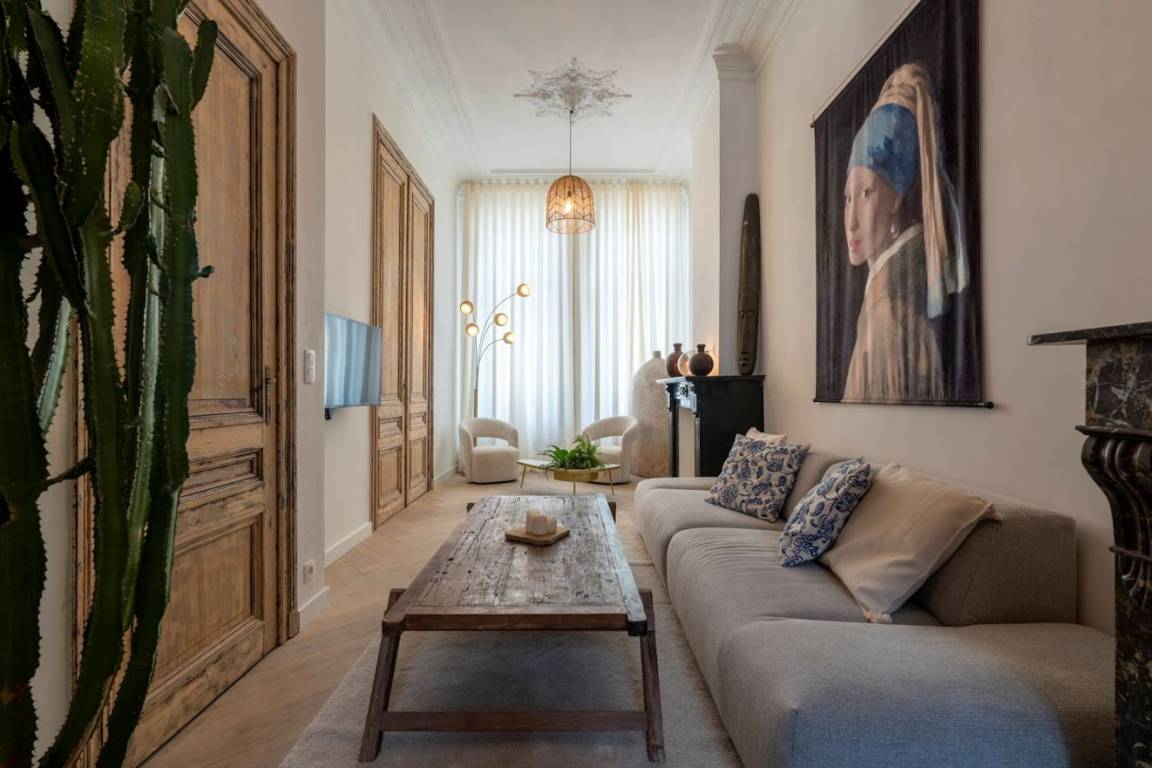 240 M² Private Room ∙ 1 Bedroom ∙ 2 Guests - Antwerp