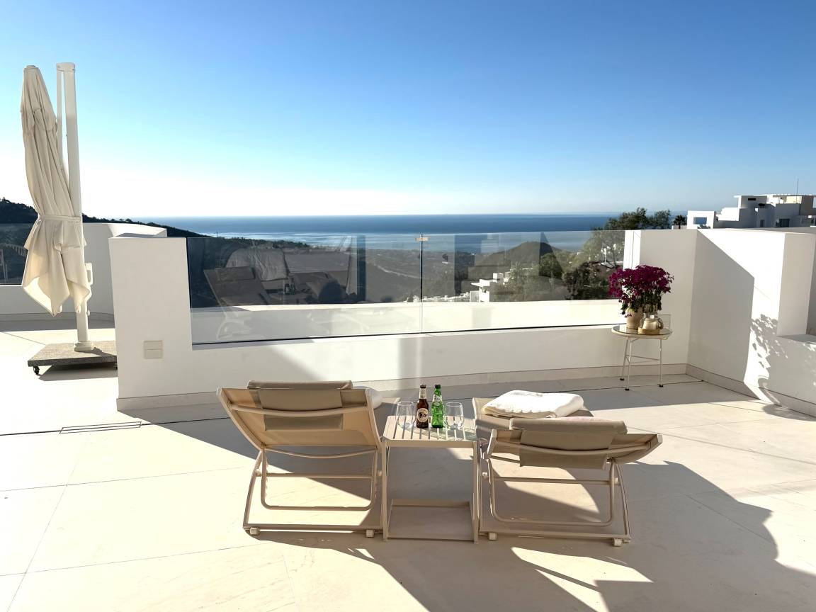127 M² Apartment ∙ 3 Bedrooms ∙ 6 Guests - Monda