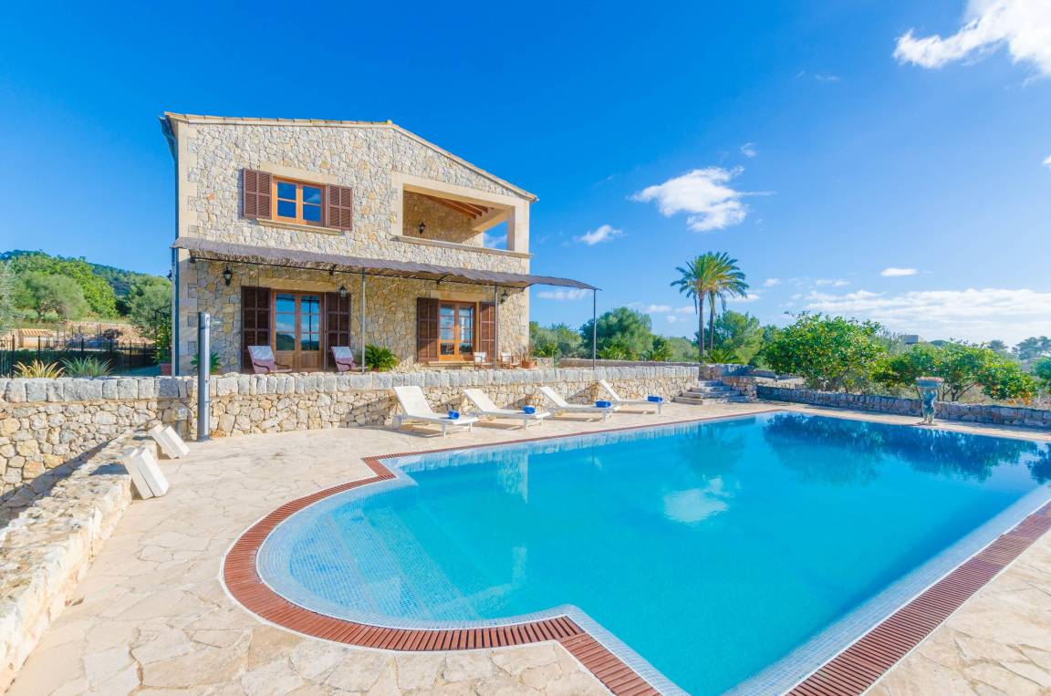 360 M² Villa ∙ 4 Slaapkamers ∙ 8 Gasten - Porto Cristo