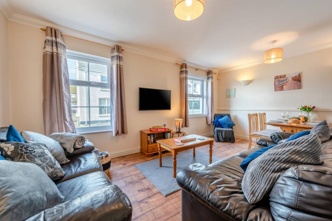Apartment ∙ 3 Bedrooms ∙ 6 Guests - Woolacombe Beach