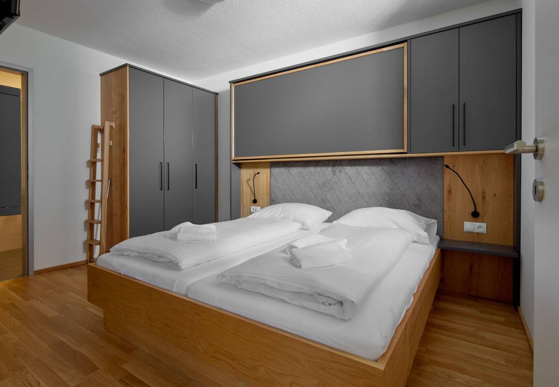 80 M² Ferienwohnung ∙ 2 Schlafzimmer ∙ 8 Gäste - Wald am Arlberg
