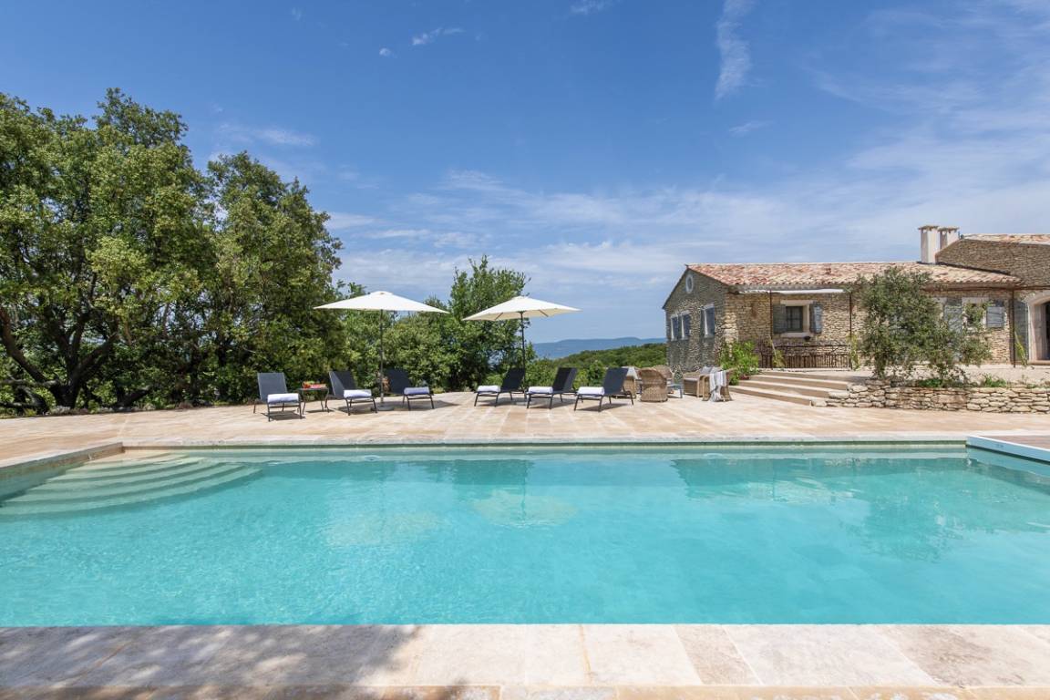 450 M² Villa ∙ 6 Bedrooms ∙ 12 Guests - Apt