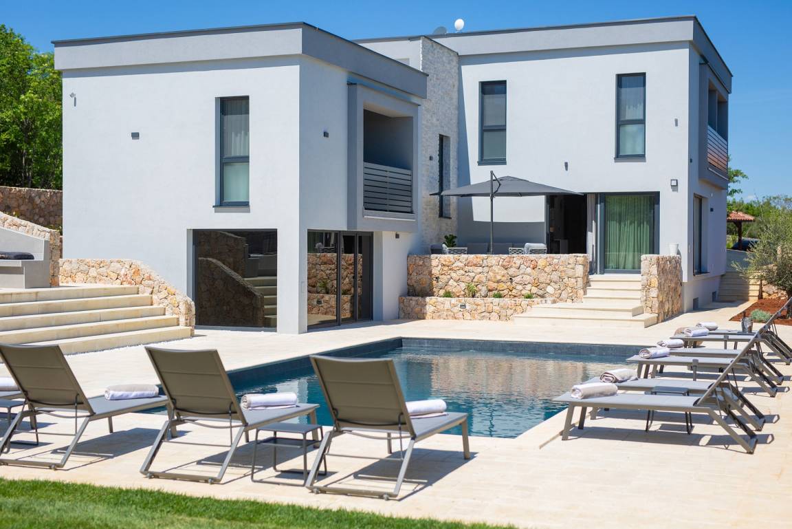 437 M² Villa ∙ 6 Habitaciones ∙ 12 Huéspedes - Krk