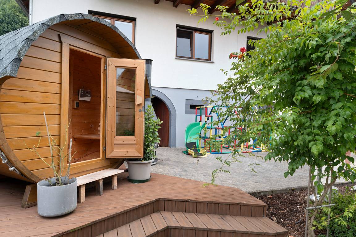 64 M² Ferienwohnung ∙ 1 Schlafzimmer ∙ 3 Gäste - Oberharmersbach