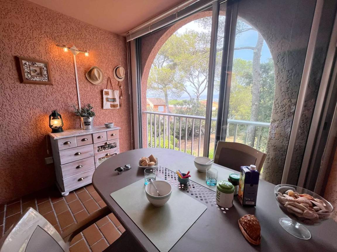 32 M² Appartement ∙ 1 Chambre ∙ 4 Personnes - Fréjus