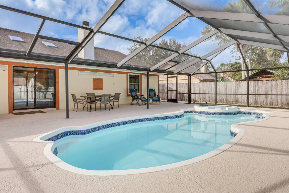 138 M² Casa ∙ 3 Habitaciones ∙ 8 Huéspedes - Jacksonville