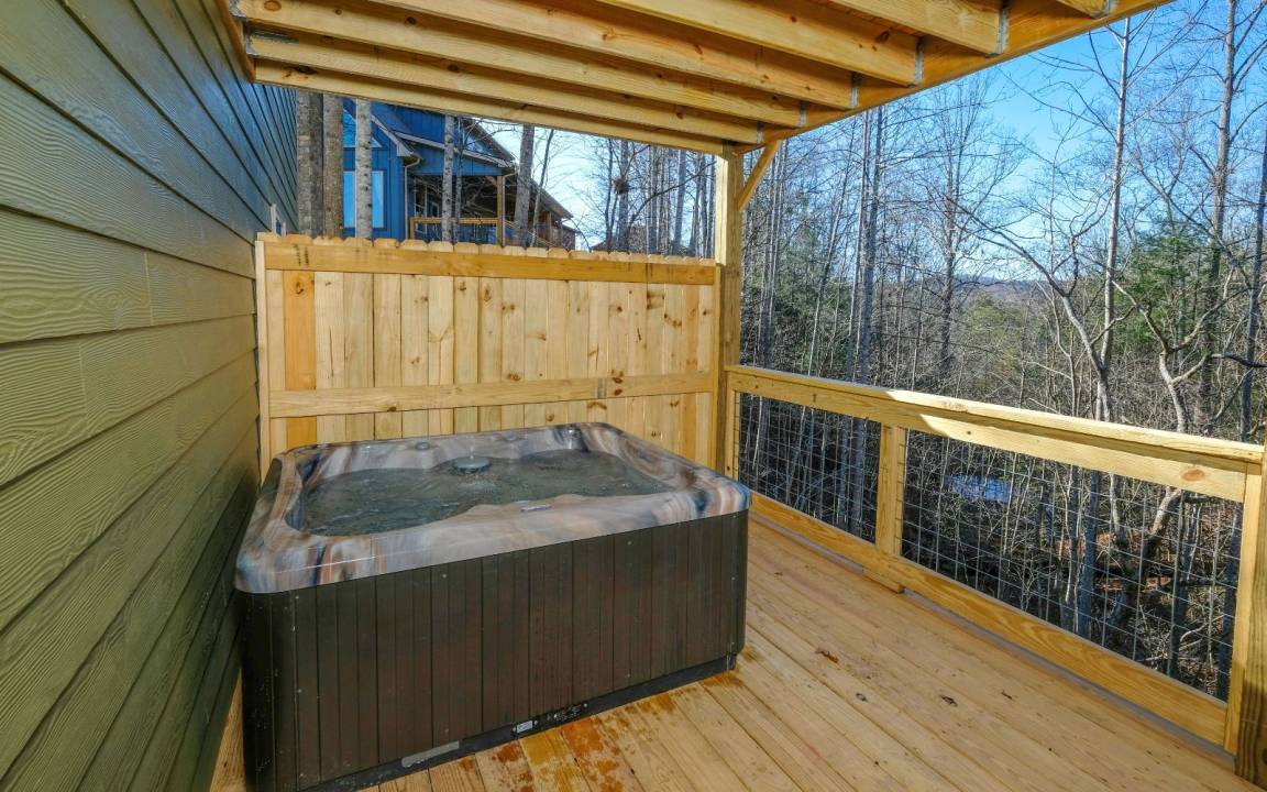 181 M² Cabin ∙ 3 Bedrooms ∙ 10 Guests - Gatlinburg, TN