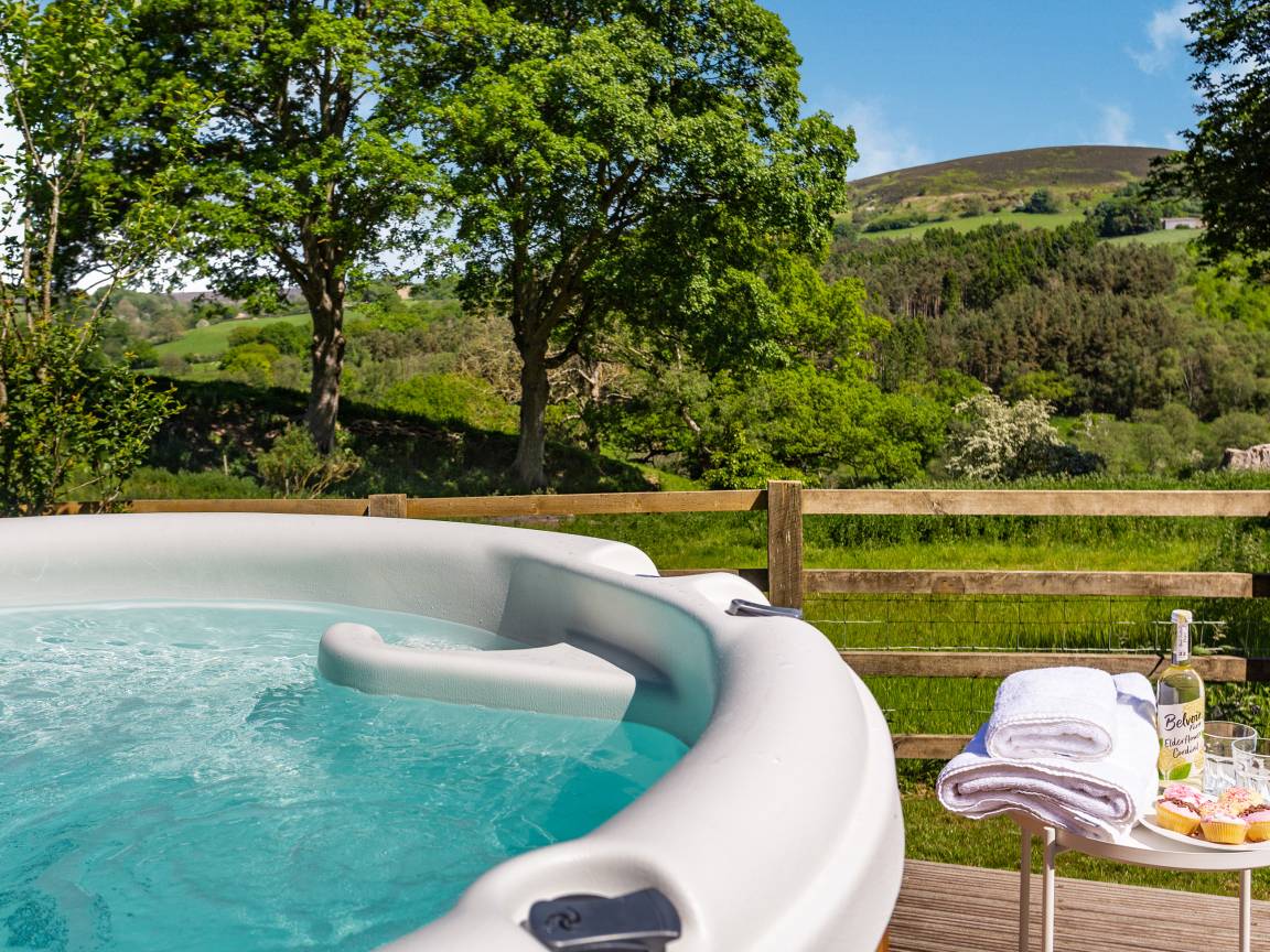 Cottage ∙ 6 Bedrooms ∙ 12 Guests - Helmsley