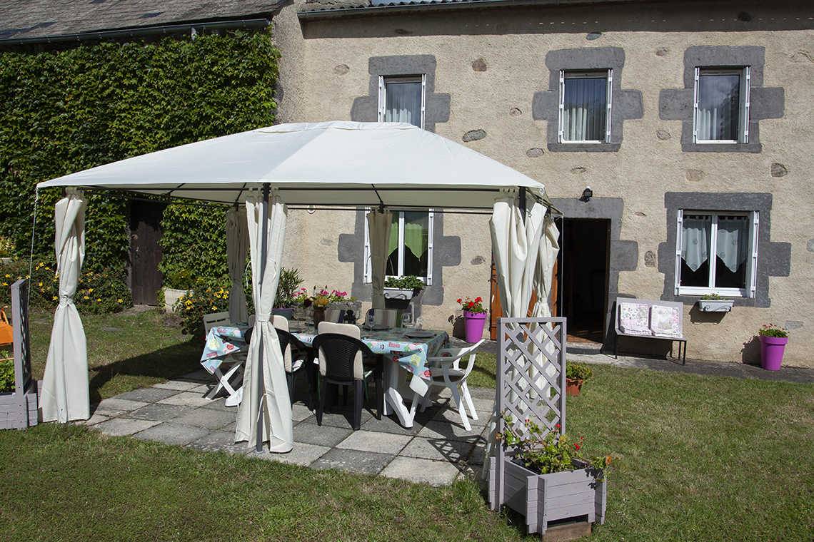 70 M² Gîte ∙ 2 Chambres ∙ 5 Personnes - Saint-Gervais-d'Auvergne