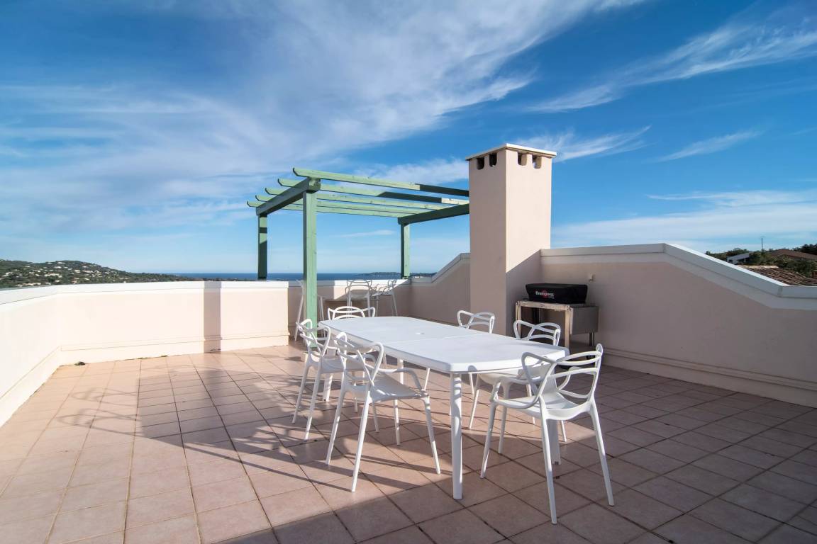 37 M² Appartement ∙ 2 Chambres ∙ 6 Personnes - Grimaud