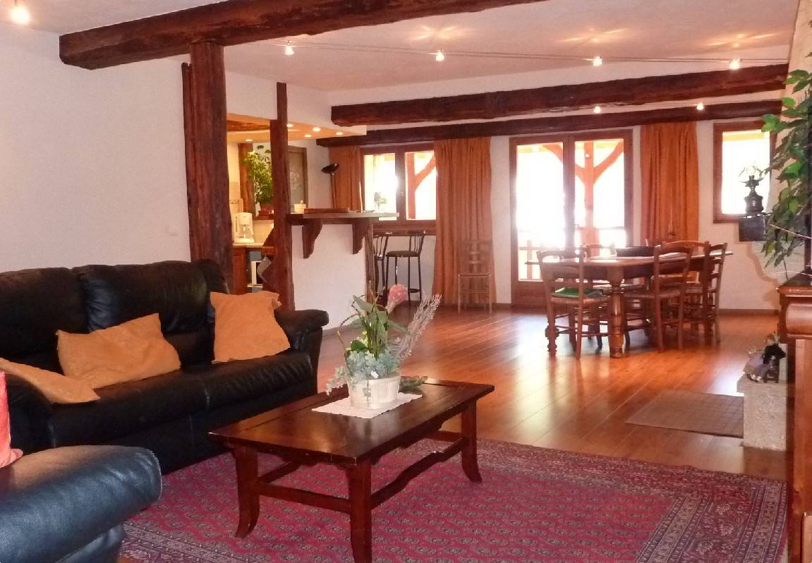 121 M² Gîte ∙ 4 Bedrooms ∙ 8 Guests - Embrun