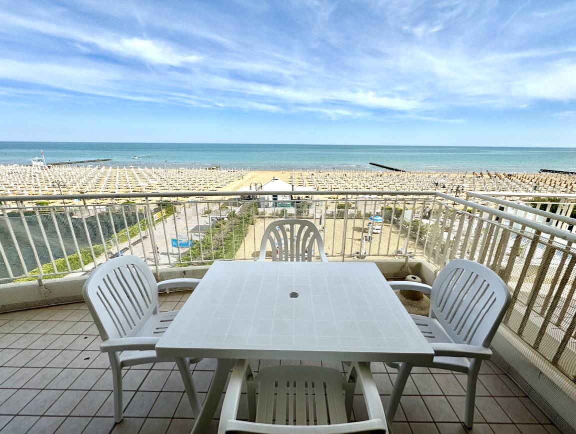 Ferienwohnung ∙ 1 Schlafzimmer ∙ 5 Gäste - Lido di Jesolo
