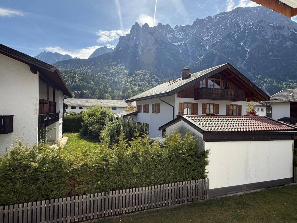 60 M² Apartment ∙ 2 Bedrooms ∙ 4 Guests - Mittenwald