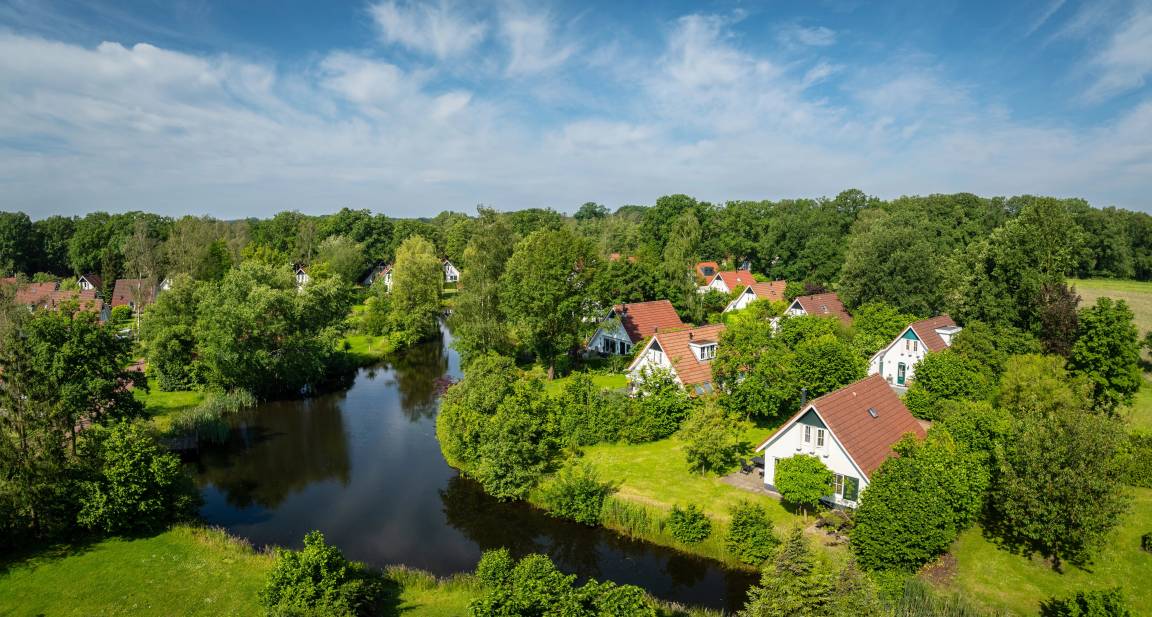 92 M² Bungalow ∙ 3 Habitaciones ∙ 6 Huéspedes - Overijssel