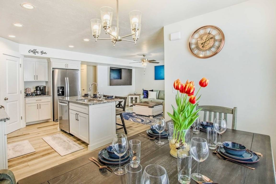 165 M² Apartment ∙ 5 Bedrooms ∙ 11 Guests - Garden, UT