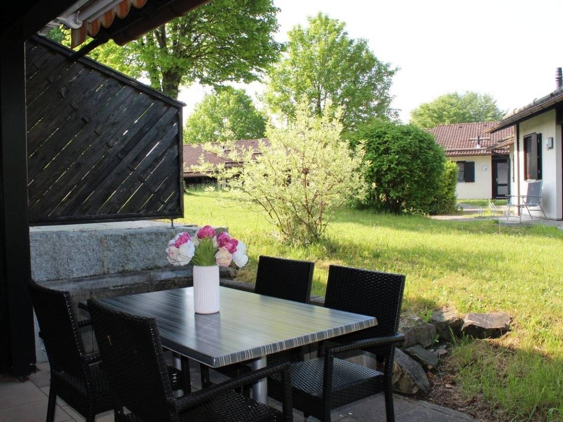 64 M² Ferienhaus ∙ 2 Schlafzimmer ∙ 4 Gäste - Steingaden