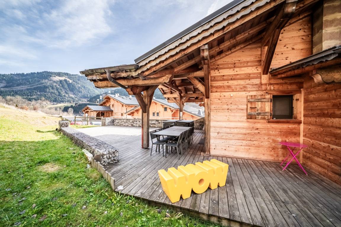 269 M² Chalet ∙ 8 Bedrooms ∙ 15 Guests - Champéry