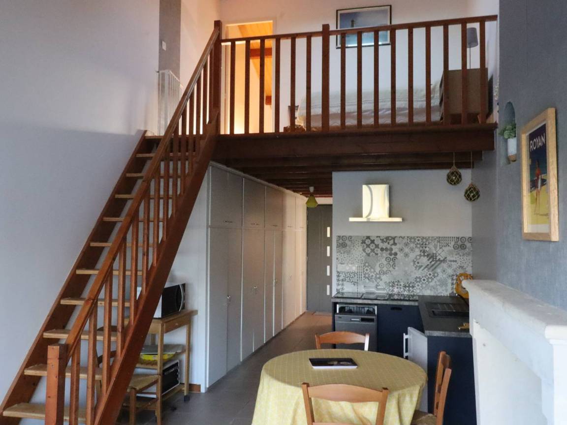 71 M² House ∙ 1 Bedroom ∙ 4 Guests - Saint-Georges-de-Didonne