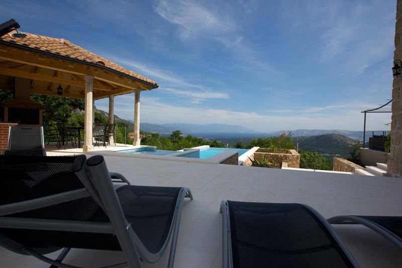 240 M² Ferienhaus ∙ 5 Schlafzimmer ∙ 10 Gäste - Novi Vinodolski