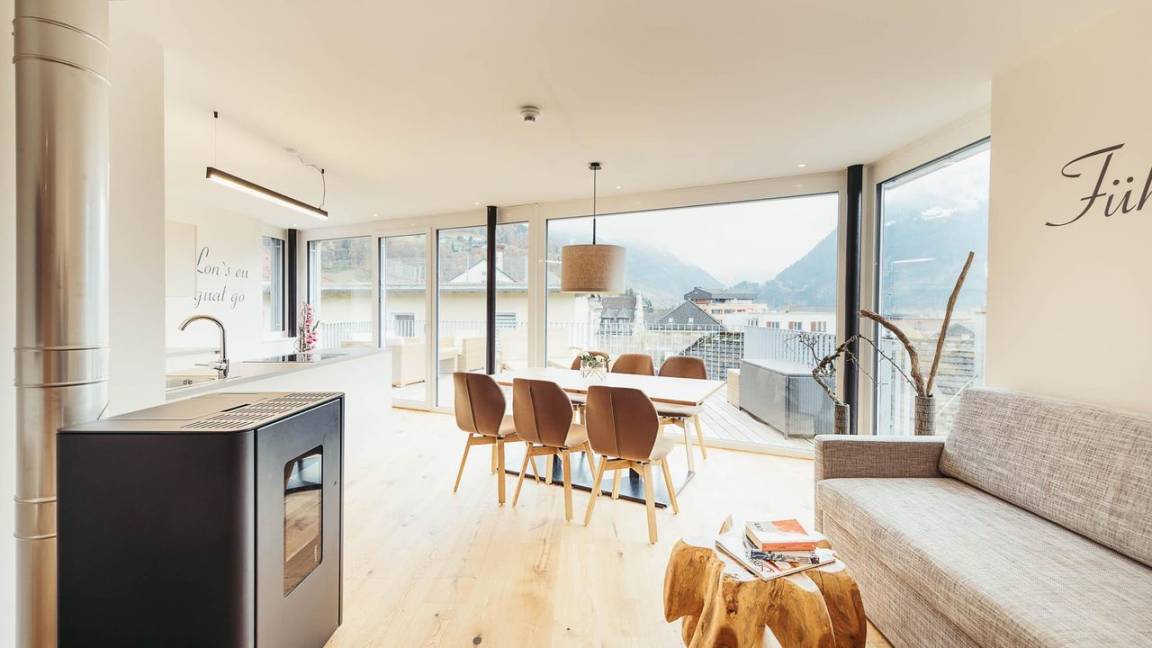 164 M² Apartment ∙ 4 Bedrooms ∙ 12 Guests - Schruns