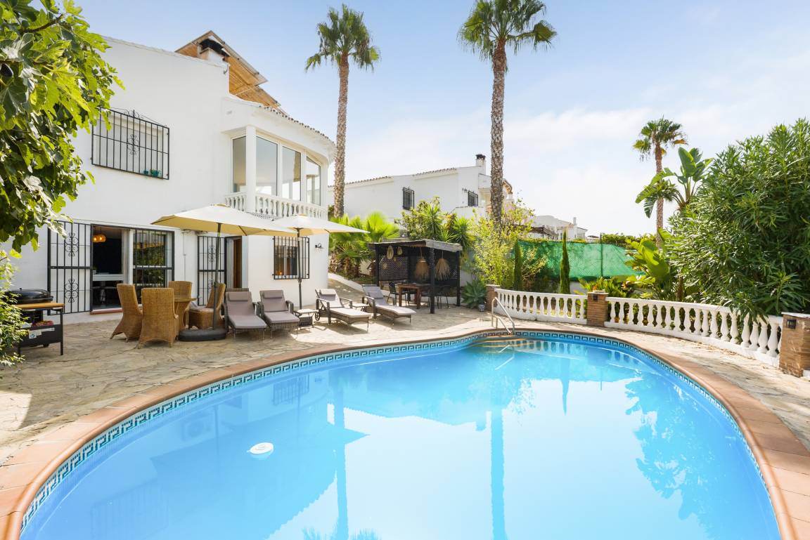 50 M² House ∙ 2 Bedrooms ∙ 6 Guests - Alcaucín