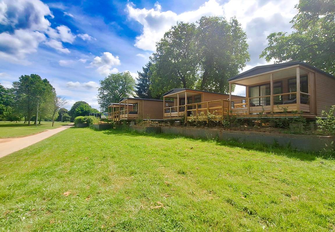 30 M² Chalet ∙ 2 Bedrooms ∙ 4 Guests - Larochette