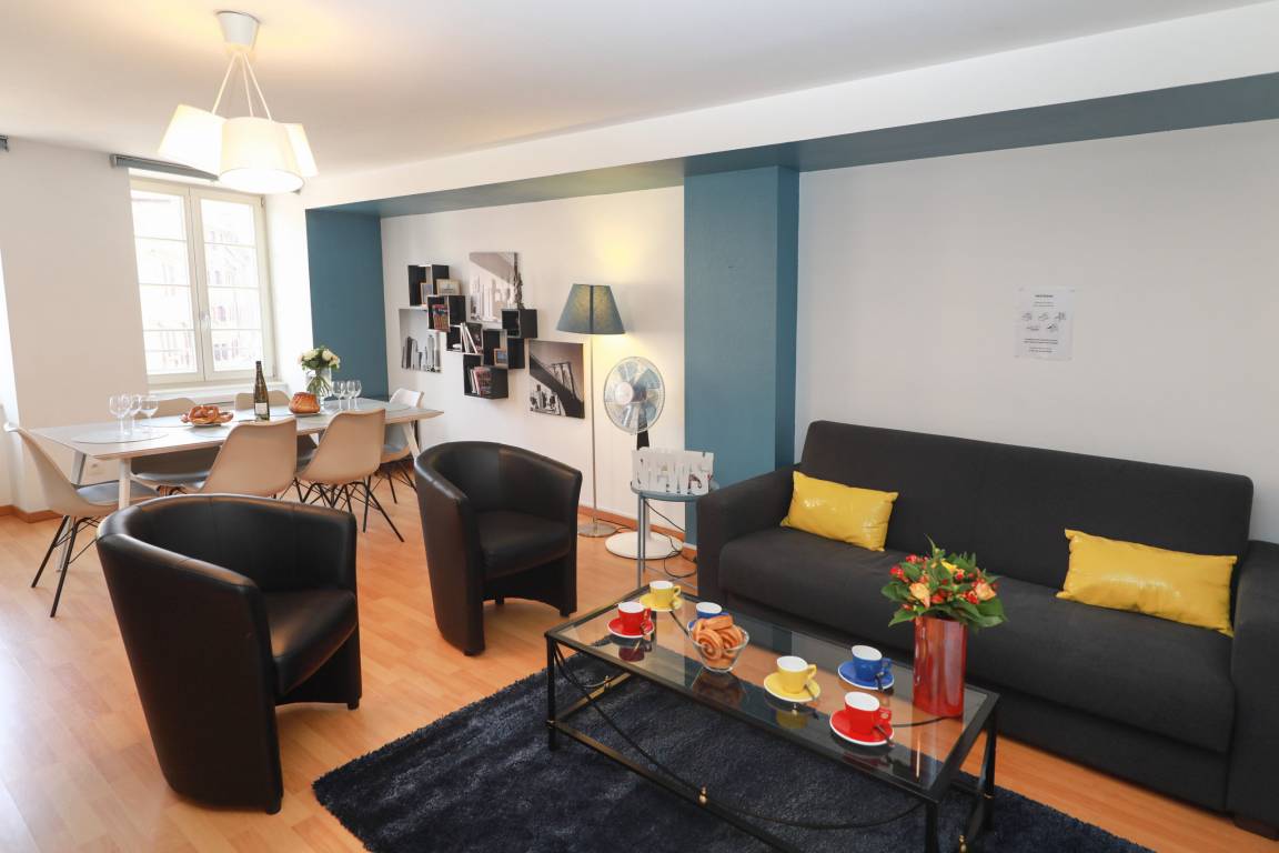 80 M² Apartamento ∙ 2 Habitaciones ∙ 6 Huéspedes - Colmar