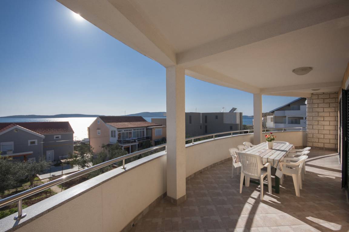 200 M² Apartment ∙ 4 Bedrooms ∙ 8 Guests - Šibenik, Croatie
