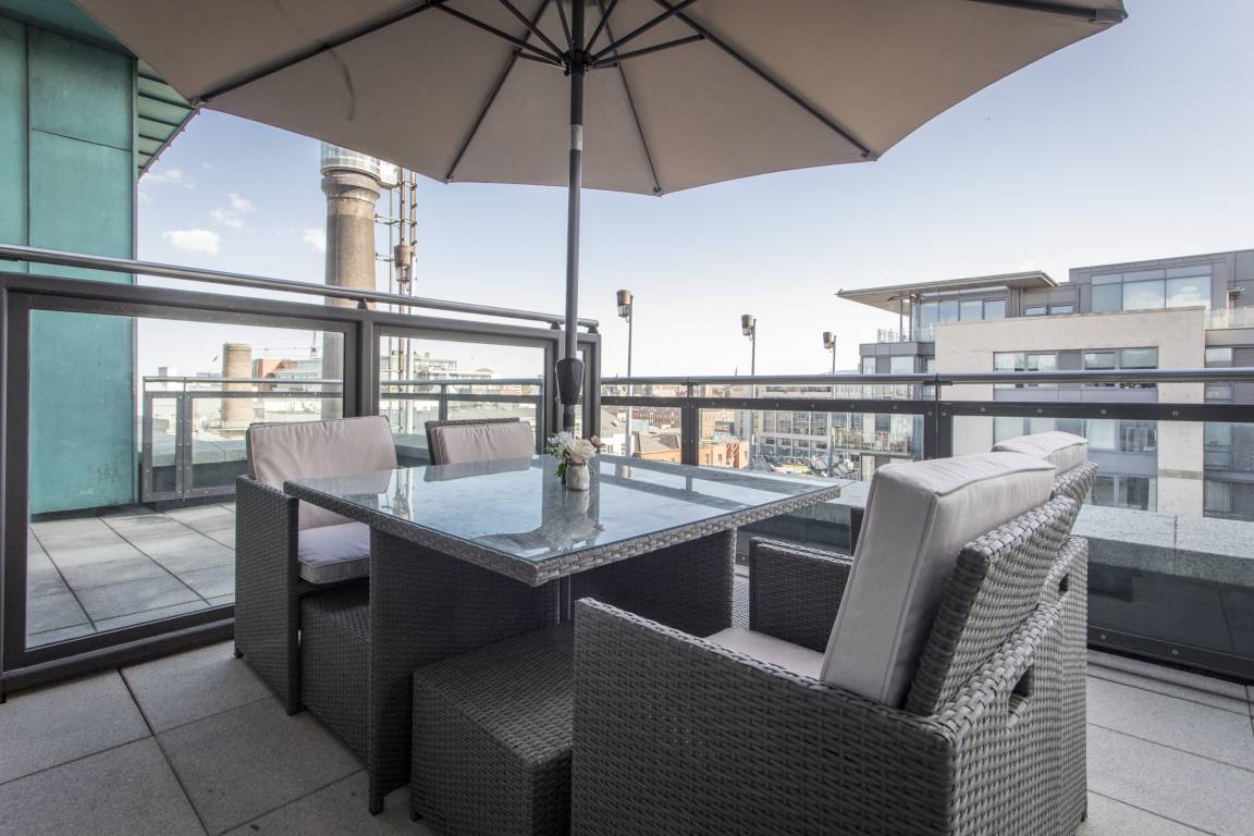 80 M² Apartment ∙ 3 Bedrooms ∙ 6 Guests - Dublin