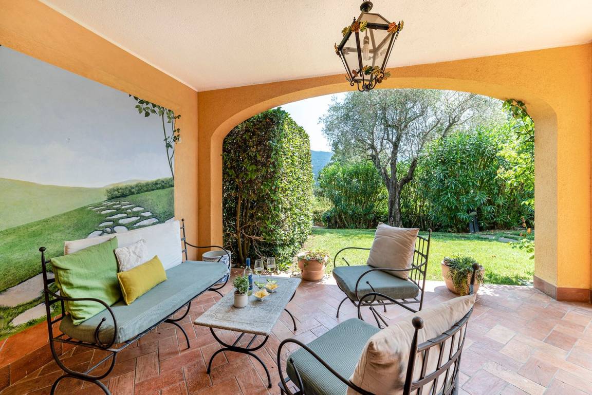 100 M² House ∙ 2 Bedrooms ∙ 4 Guests - Loano