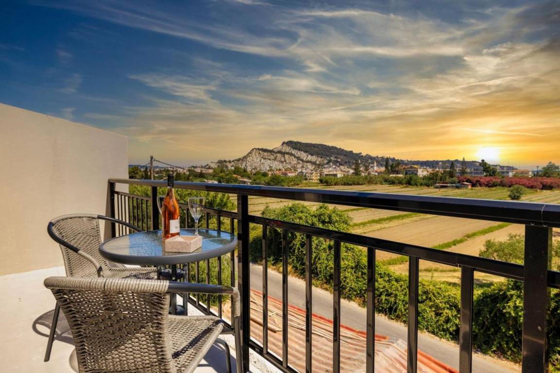 57 M² Apartment ∙ 2 Bedrooms ∙ 5 Guests - Zante