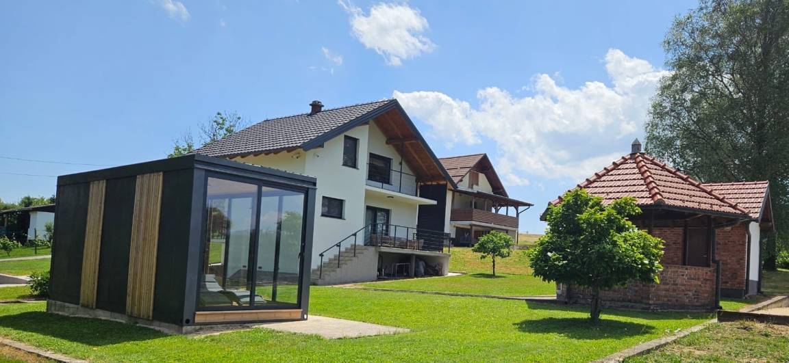 150 M² Huis ∙ 3 Slaapkamers ∙ 7 Gasten - Vinica