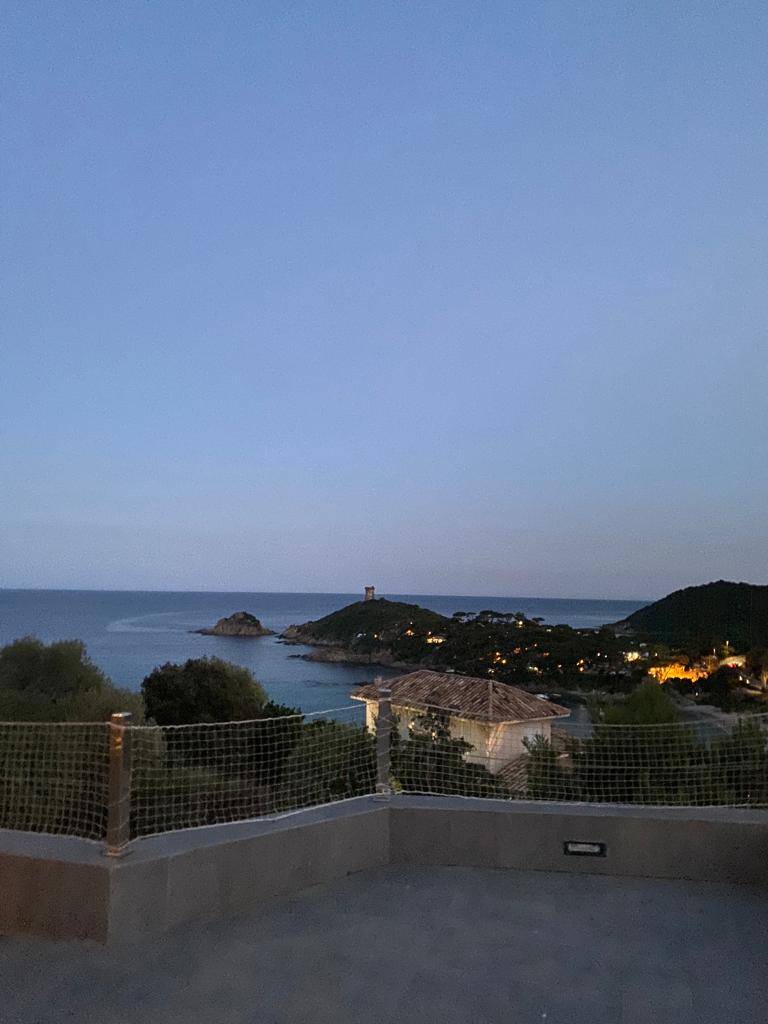 300 M² Villa ∙ 3 Chambres ∙ 8 Personnes - Corse-du-Sud