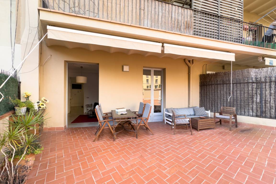 80 M² Apartment ∙ 2 Bedrooms ∙ 4 Guests - Barcelona