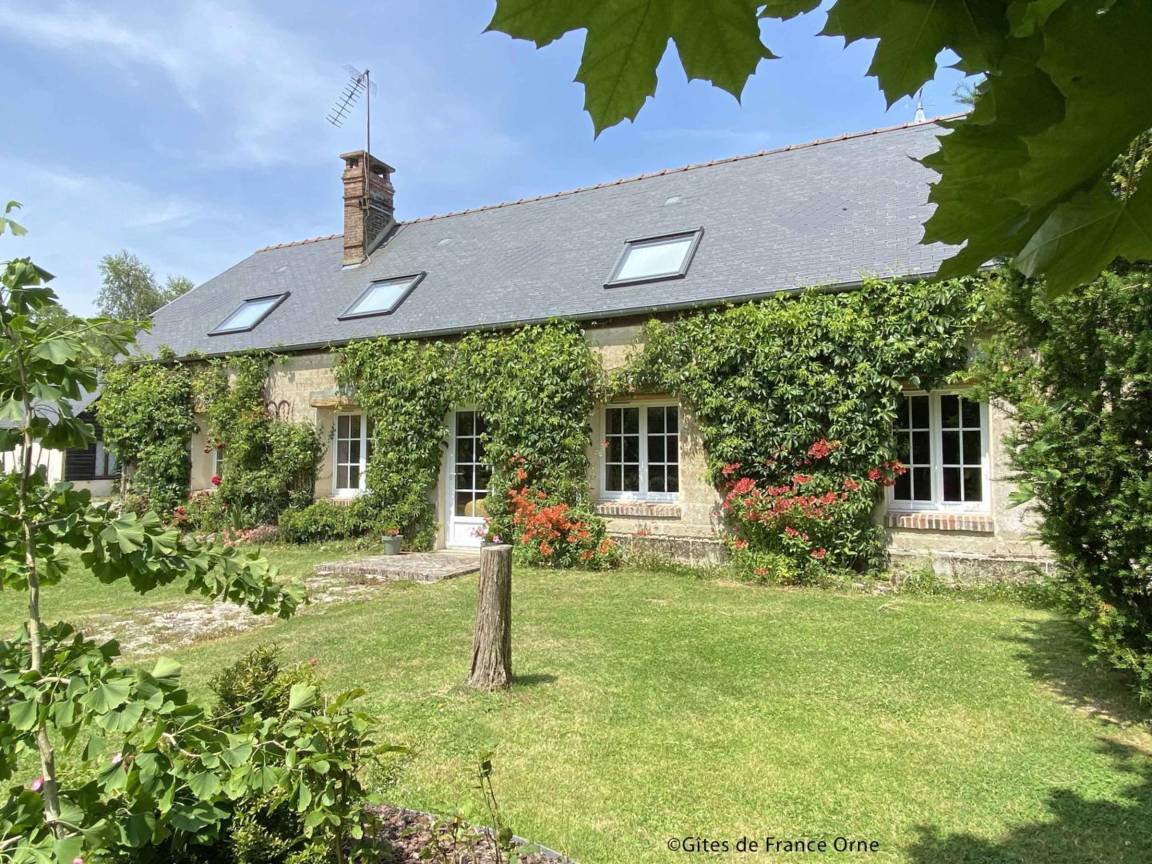 130 M² Cottage ∙ 4 Chambres ∙ 8 Personnes - L'Aigle