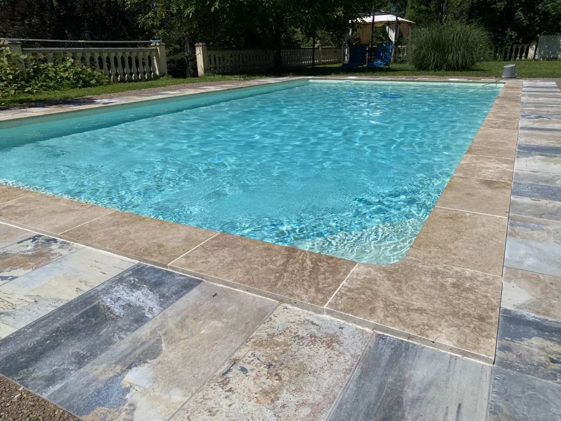 126 M² Maison De Vacances ∙ 4 Chambres ∙ 8 Personnes - Vichy
