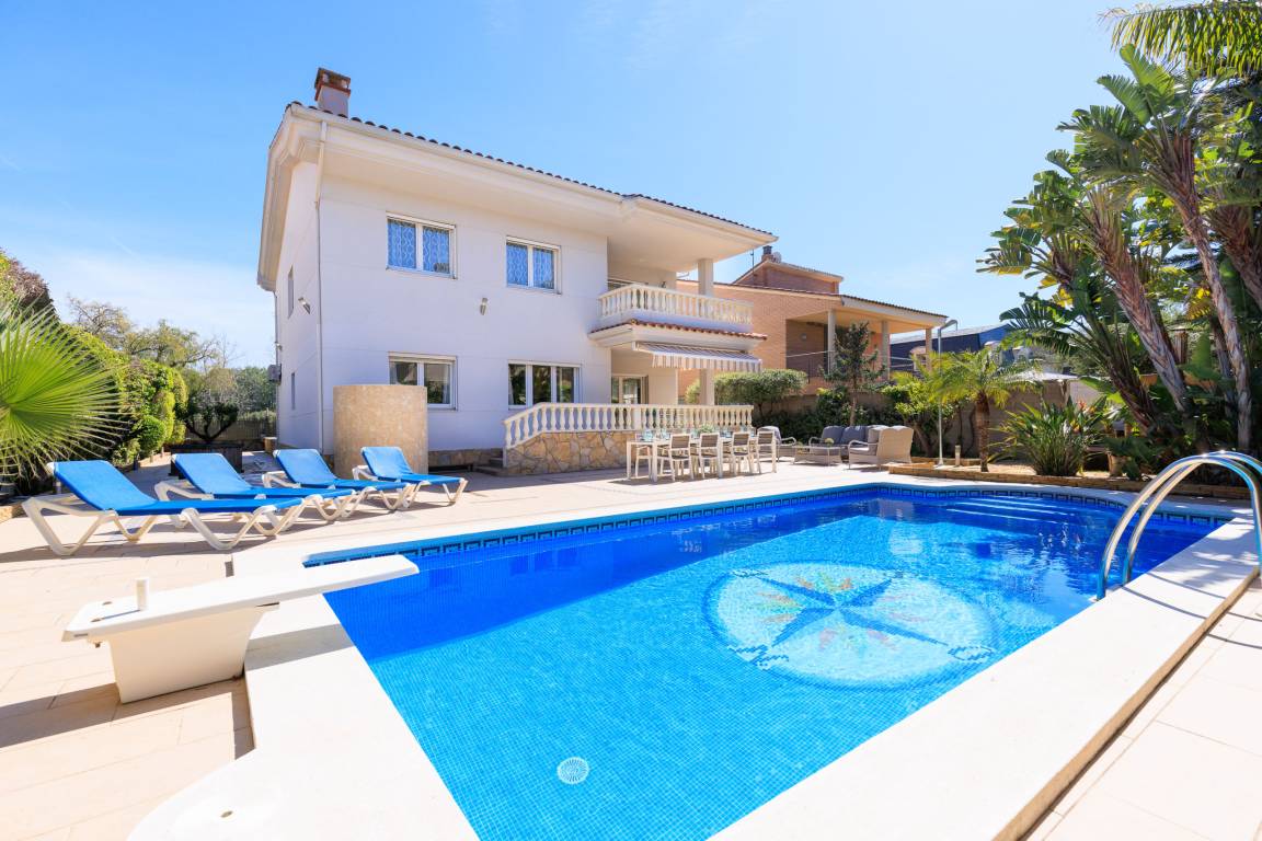 235 M² Villa ∙ 7 Camere Da Letto ∙ 12 Ospiti - Cambrils
