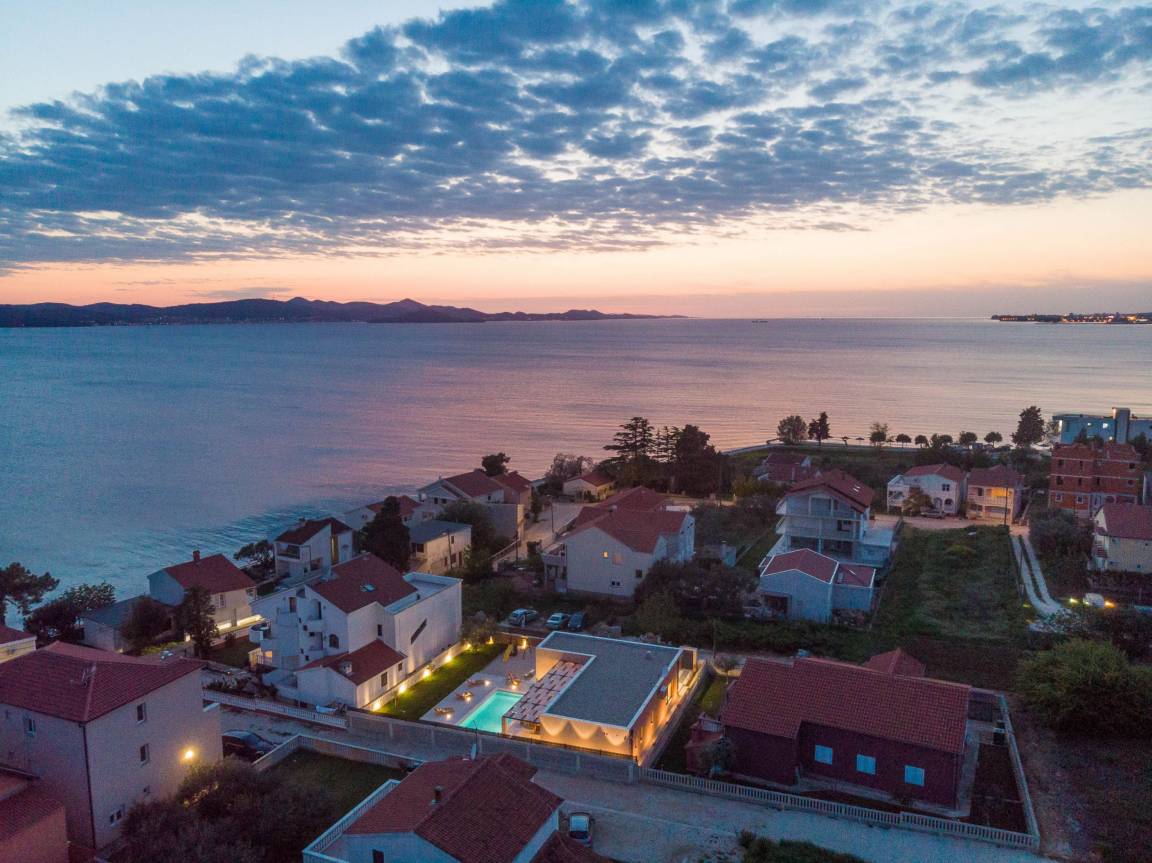 155 M² Villa ∙ 3 Bedrooms ∙ 6 Guests - Zadar