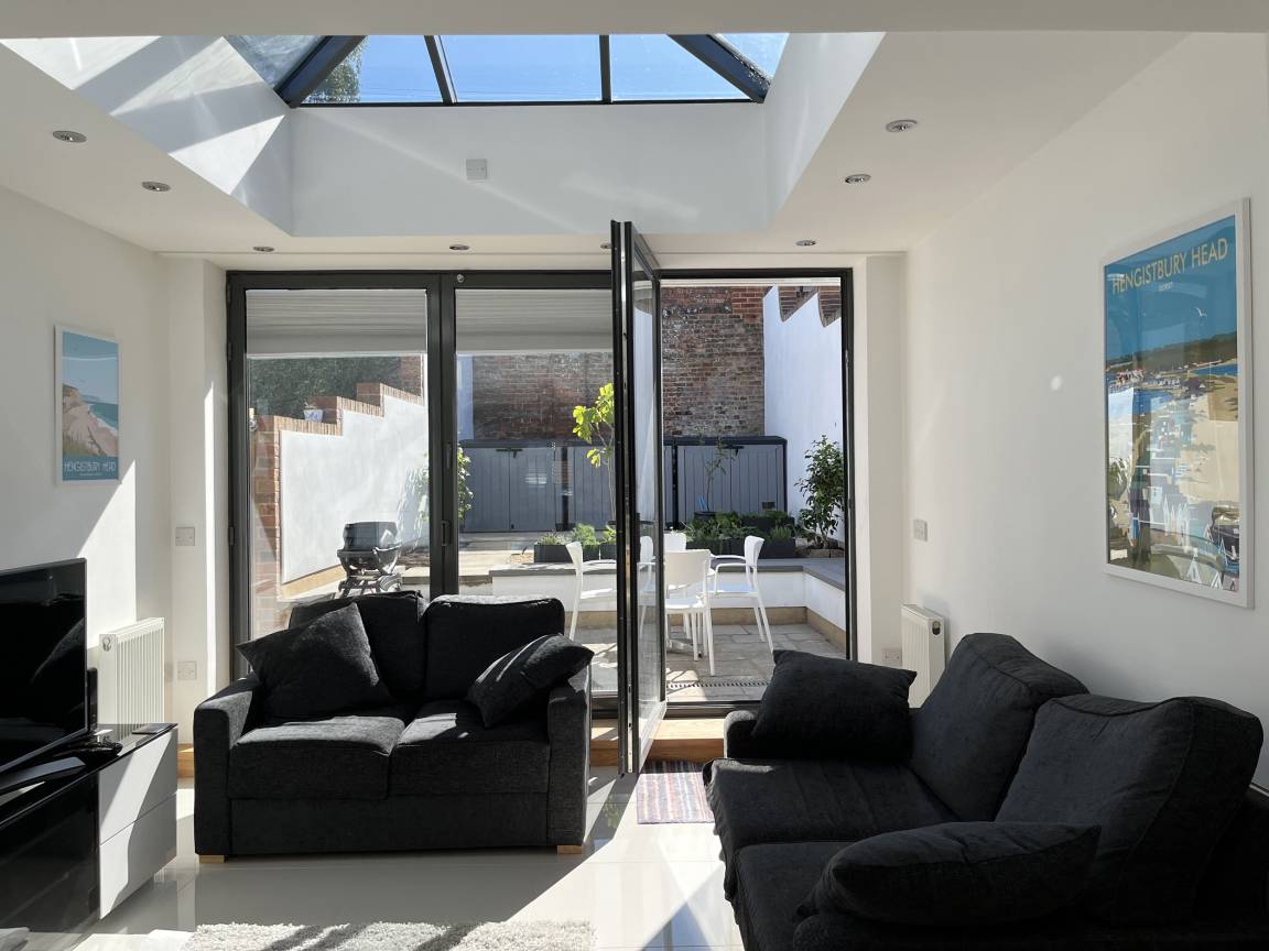 Cottage ∙ 2 Bedrooms ∙ 4 Guests - Highcliffe