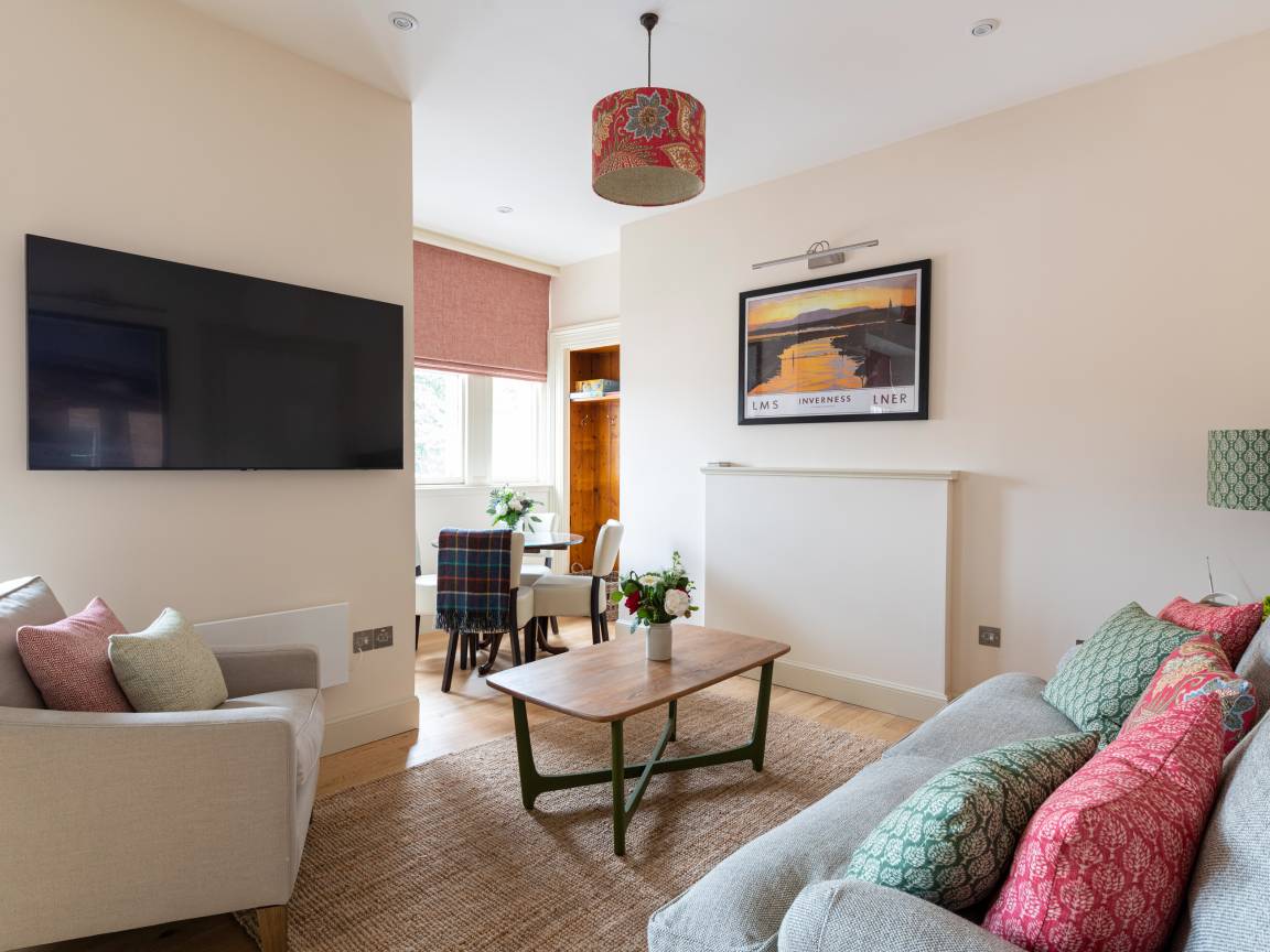 Cottage ∙ 2 Bedrooms ∙ 4 Guests - Inverness