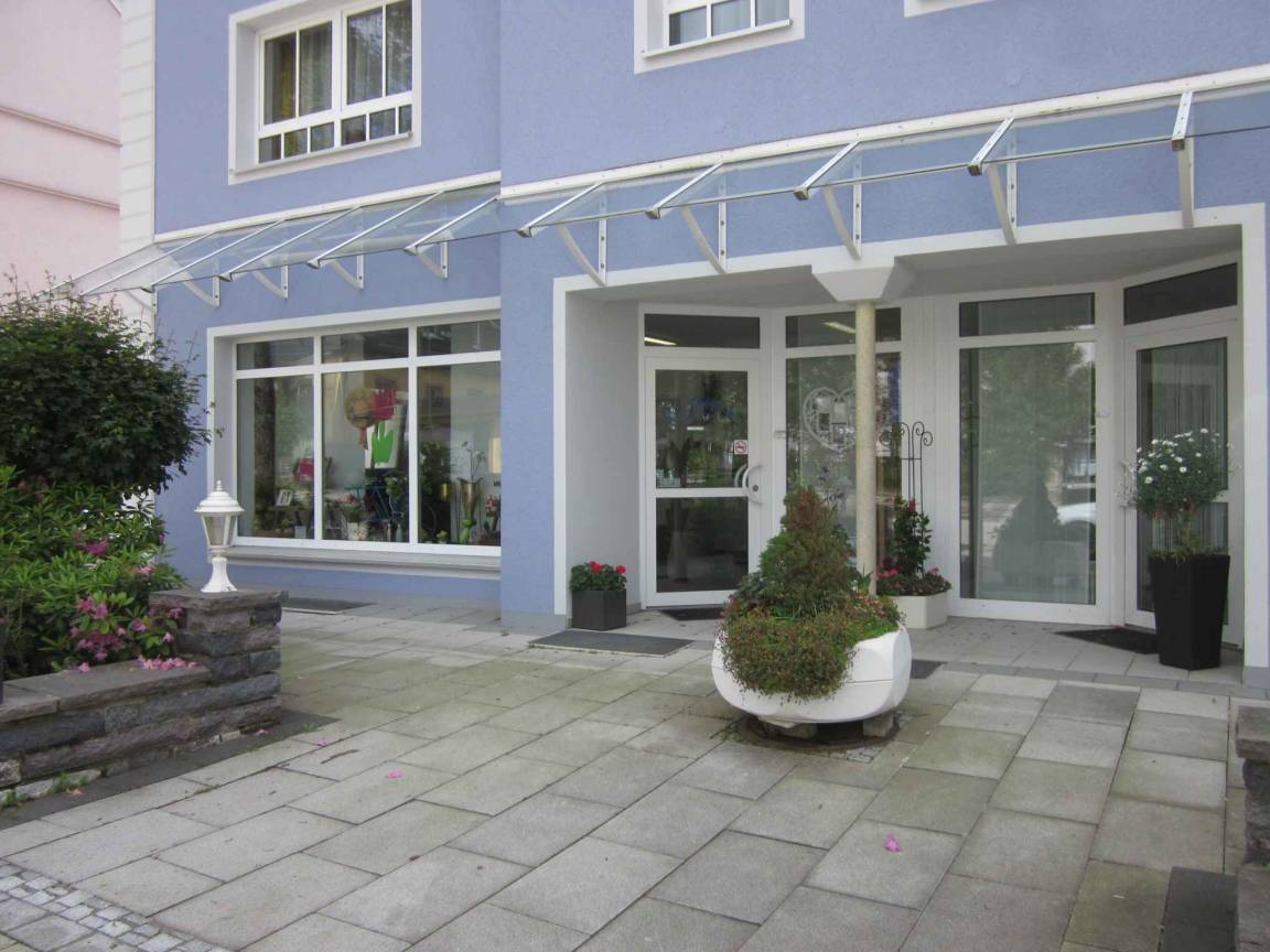 58 M² Ferienwohnung ∙ 1 Schlafzimmer ∙ 2 Gäste - Bad Steben