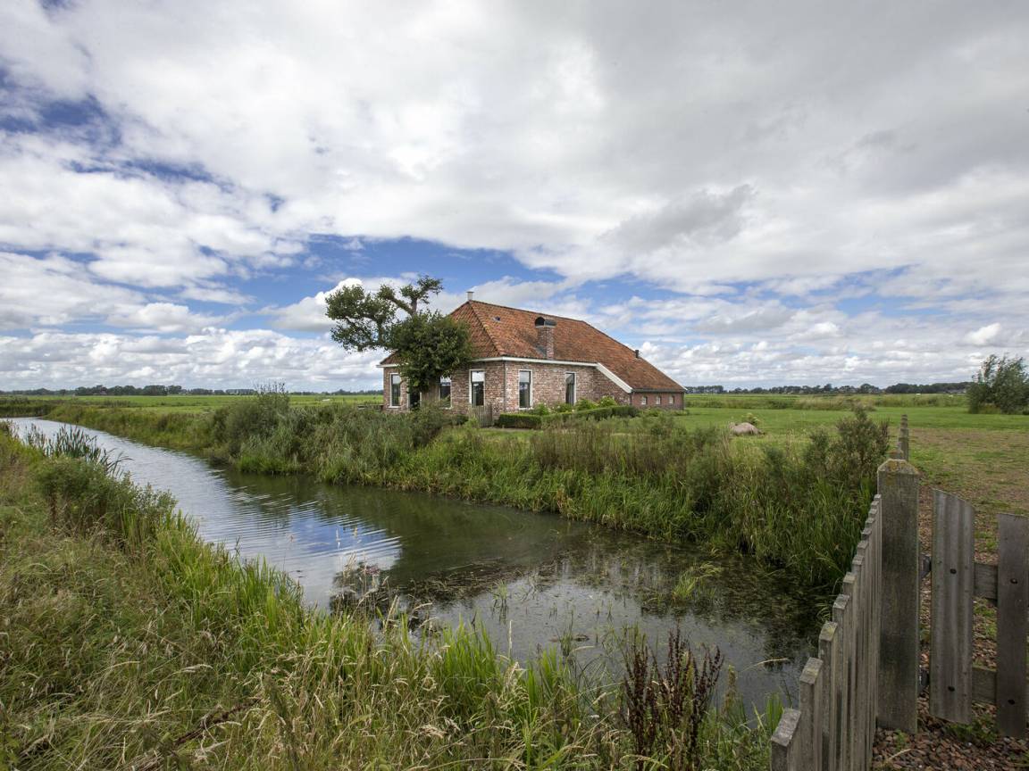 House ∙ 2 Bedrooms ∙ 4 Guests - Groningen